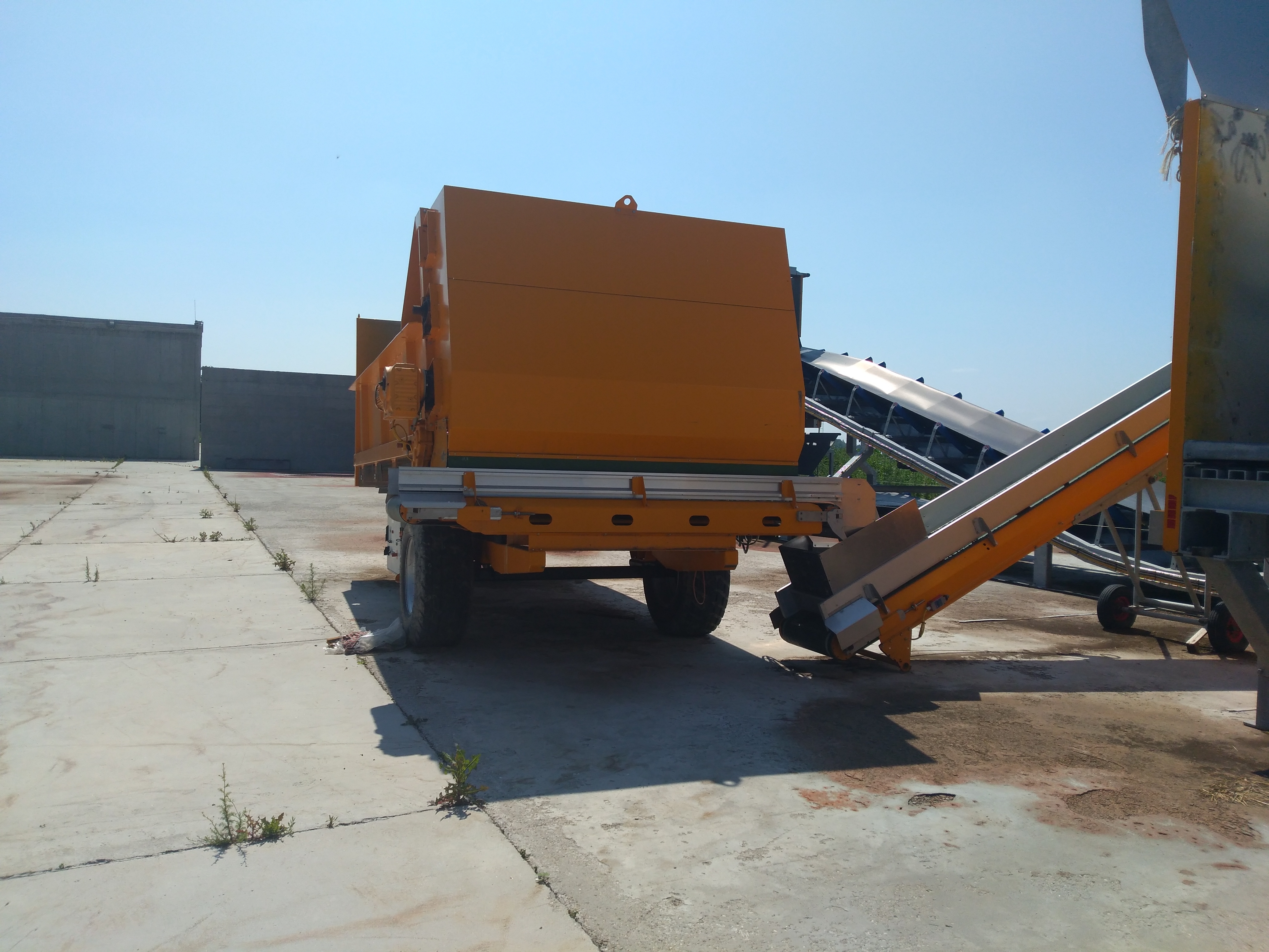 Fabrica de compost pentru ciuperci tip champignon